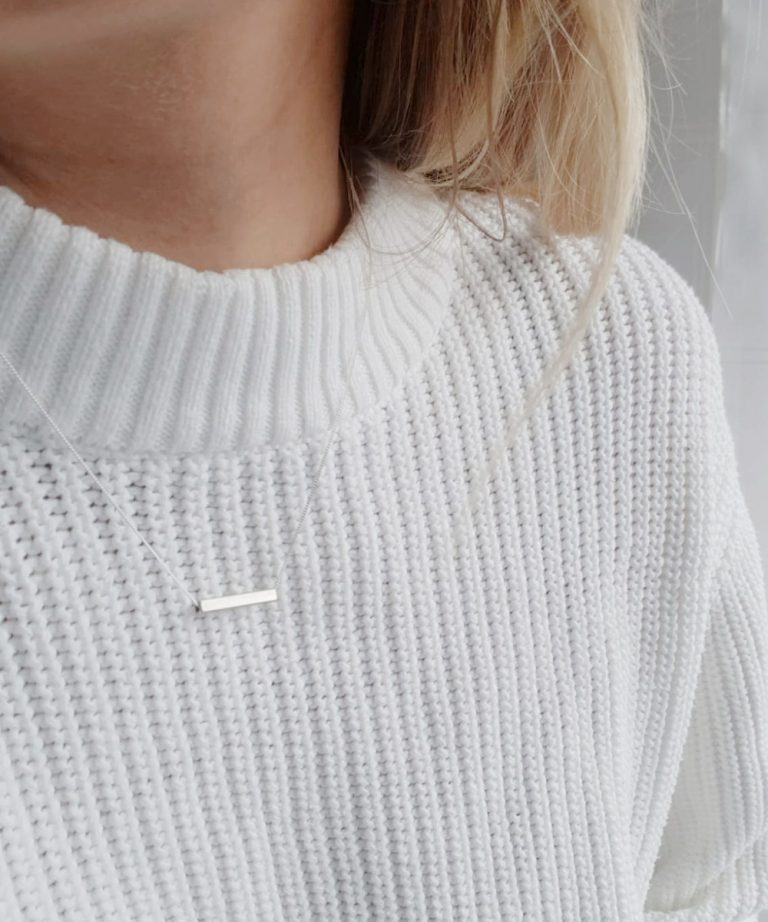 Mixed Quin Bar Necklace – https://www.chloesolomon.co.uk/
