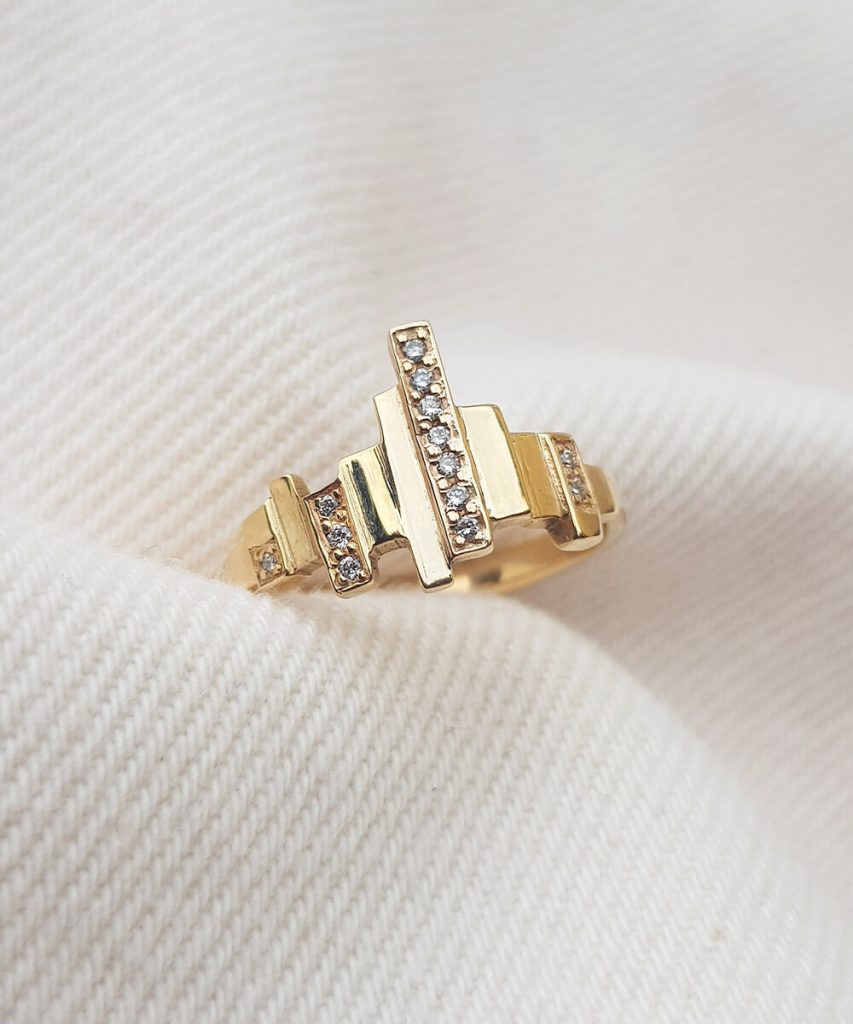 One Off Modular Diamond Ring – https://www.chloesolomon.co.uk/